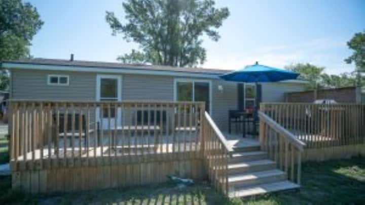 3 Bedroom Cottage Dragon Fly Drive #7 - Sand Banks