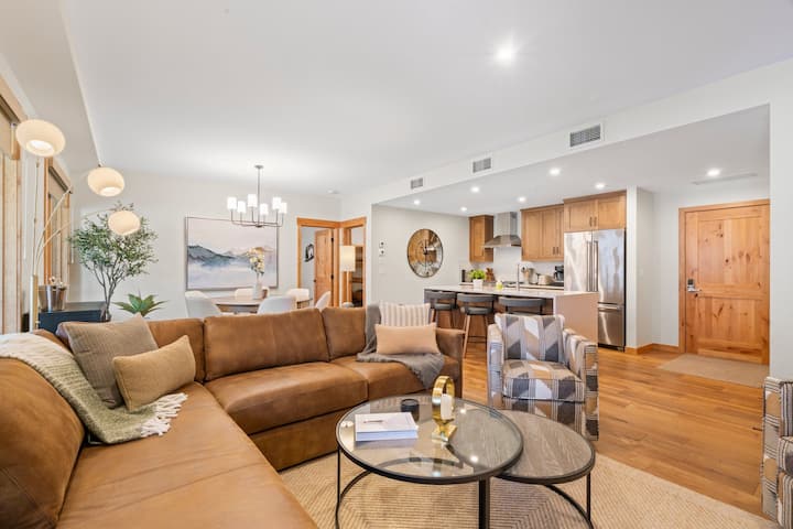 Mountain Escape | Prime Location | Stunning Views - Canmore