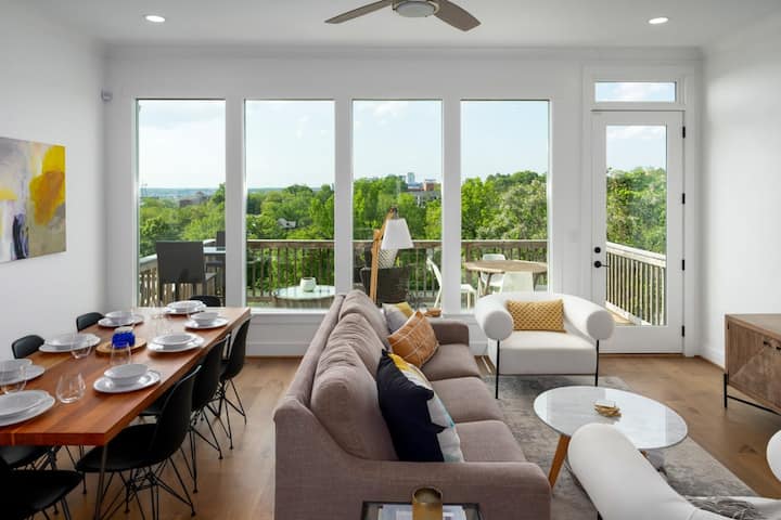 Chic Townhome Close To City & Dining - Birmingham, AL