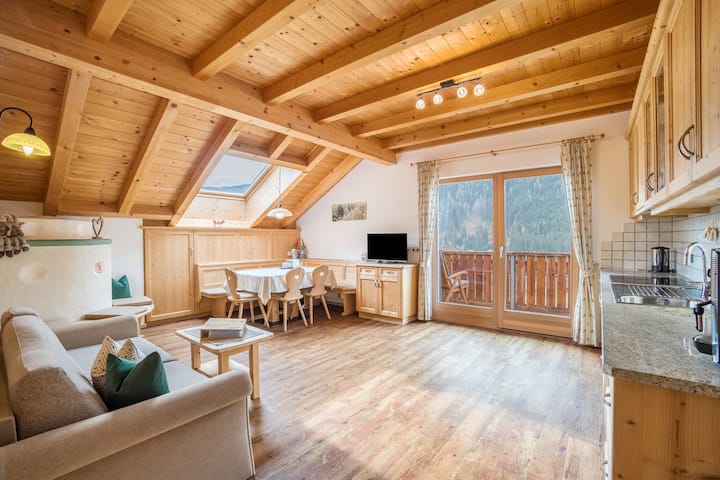 Stoffnerhof Apt Alpenrose - Monguelfo-Tesido