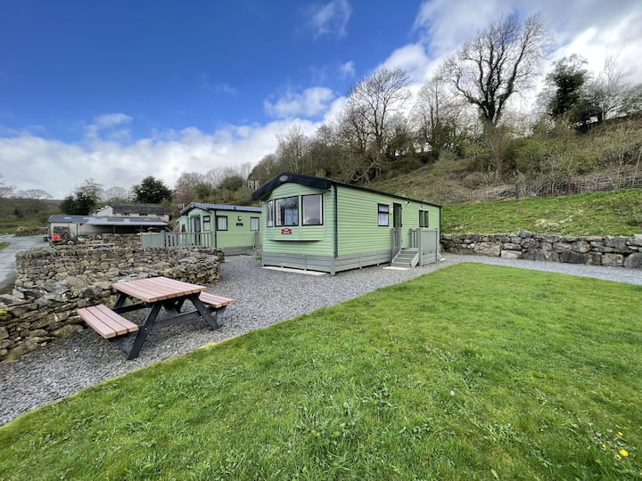 Spoon Hall Coniston, Lake District (Ash Caravan) - Coniston