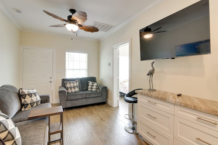 Walk To Pleasure Pier! Extended Stay In Galveston - Galveston, TX