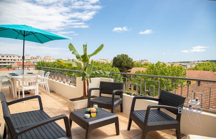 Superbe Appartement Vue Dégagée Sur Les Toits - Juan les Pins