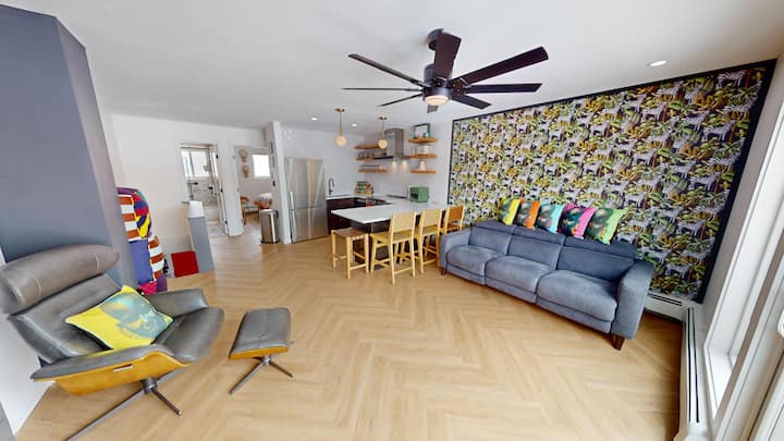 On Lake! Big Yard. Cool Modern Unit. Walk To Town - Dillon