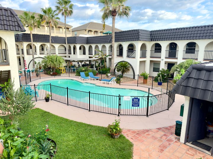 Walk To Beach, Pool, Bbq Grill, Sleeps 8! - コーパス・クリスティ, TX