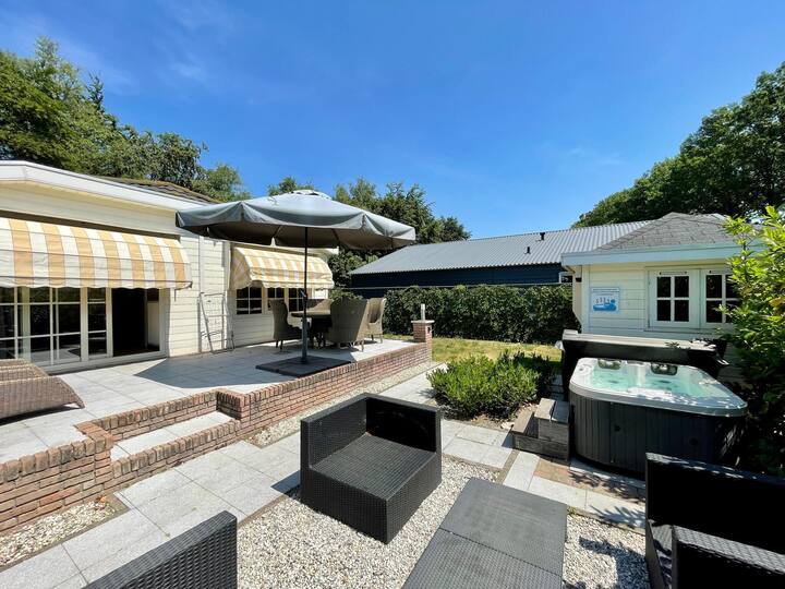 Bungalow De Qualité Avec Jardin Avec Bien-être - Dongen