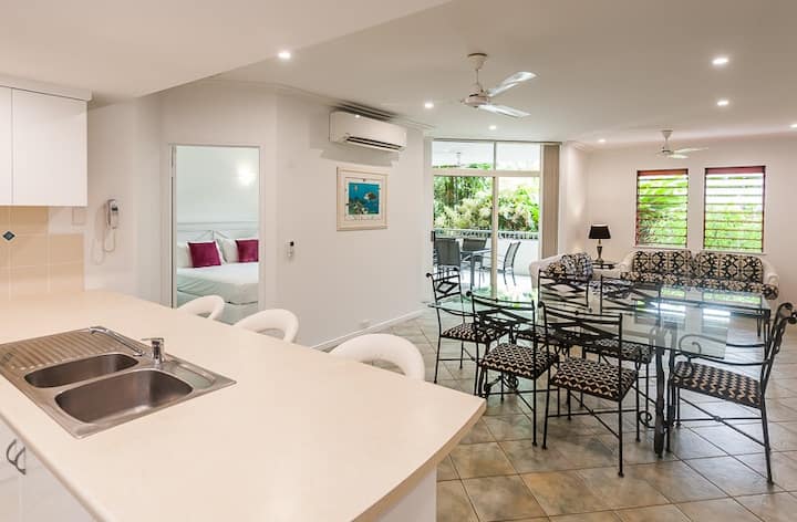 2 Bedroom Apartment - Palm Cove