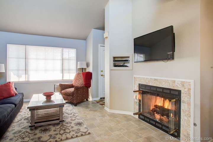 Ocean Wave B - Cannery Row - Monterey, CA