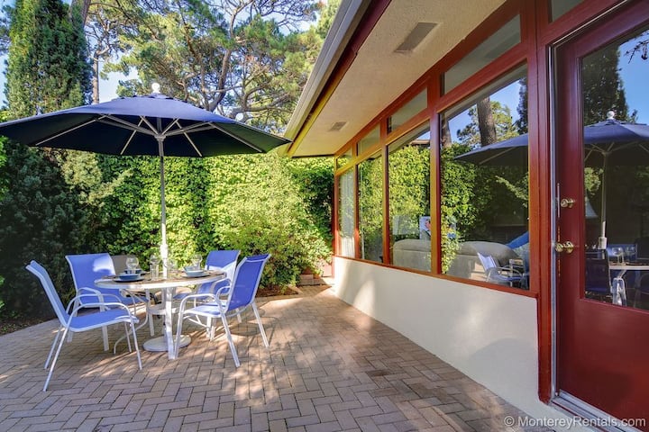Peaceful Retreat - Close To Town, 3 Min To Beach - Carmel-by-the-Sea, CA