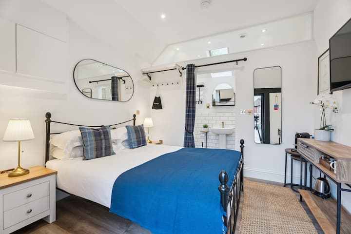De Luxe-king-sdb Privée Avec Douche-vue Sur La Cou - Marlow, UK