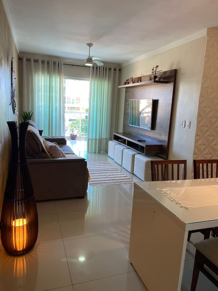 Apto 2 Quartos Pertinho Da Praia Do Forte – Confor - Cabo Frio