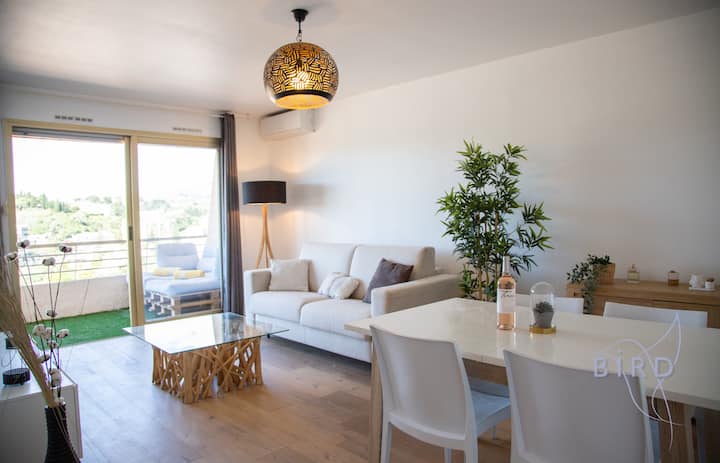 Bel Appartement Avec Terrasse A C Et Parking - Le Cannet