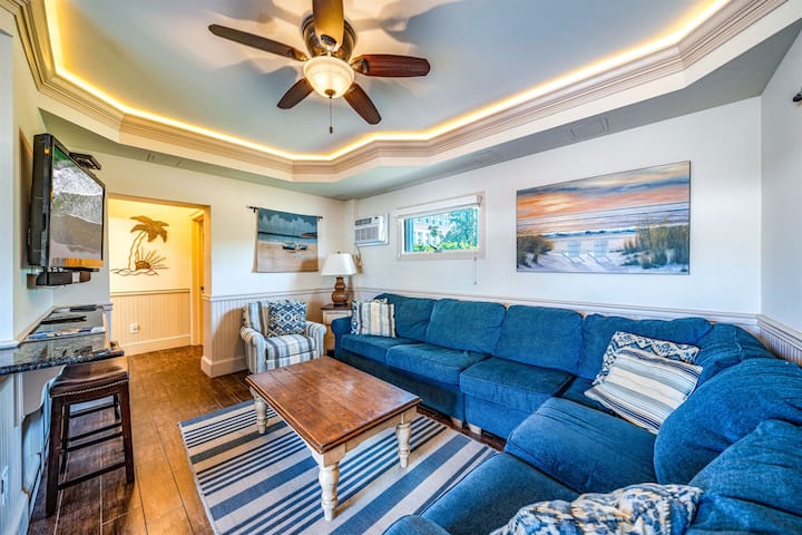 2 Bed/2 Bath - Only 2 Blocks 2 Beach W/ Pool - 오션 시티