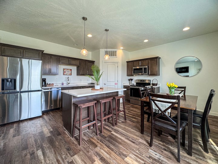 Avani Home, Dog Friendly, Close To Market/marina - Bear Lake State Park, Garden City