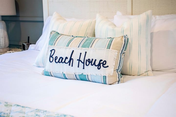 6 Bedroom Beach Retreat - Elevator & Private Pool - Hilton Head Island, SC