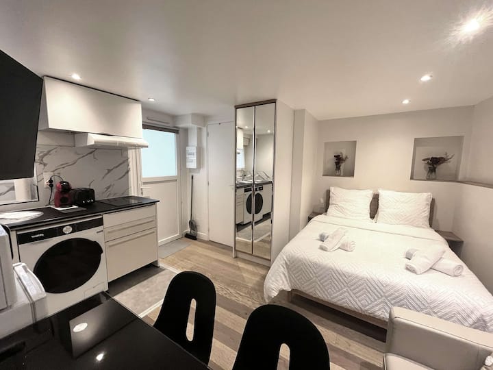 Au Coeur De La Ville - Studio Cosy - Proche Rer - Saint-Germain-en-Laye