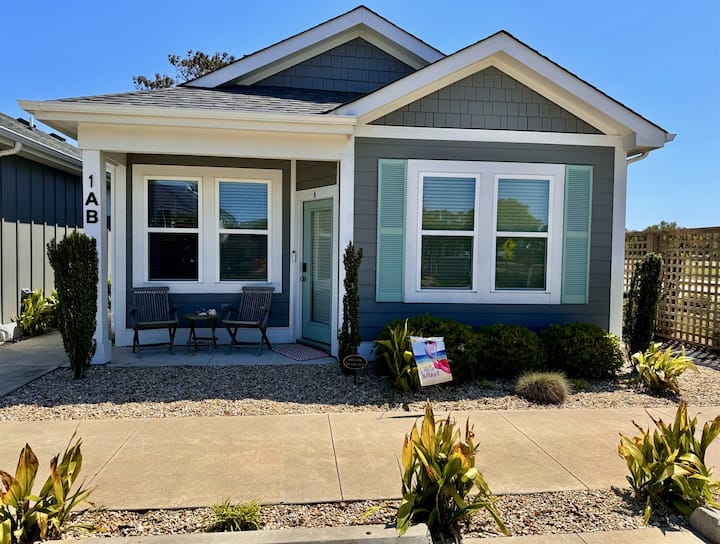 New Oceanside Corolla Condo, Pool, No Stairs - Corolla, NC