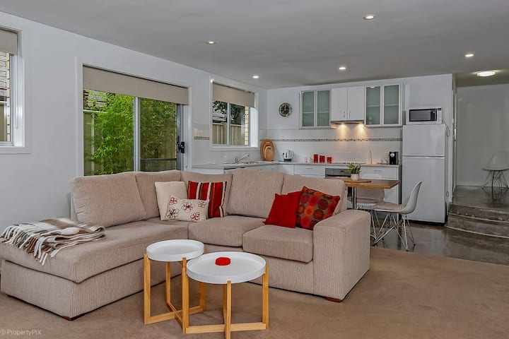 Mount Stuart Hideaway Walk To Restaurant Strip - 荷伯特