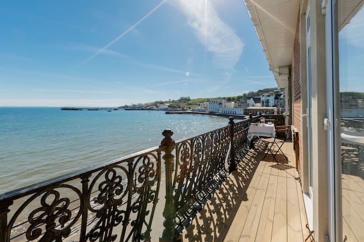 Seaspray - Swanage