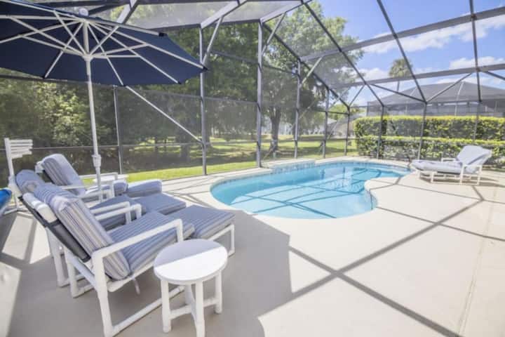 Sunshine Villa Near Disney - Kissimmee, FL