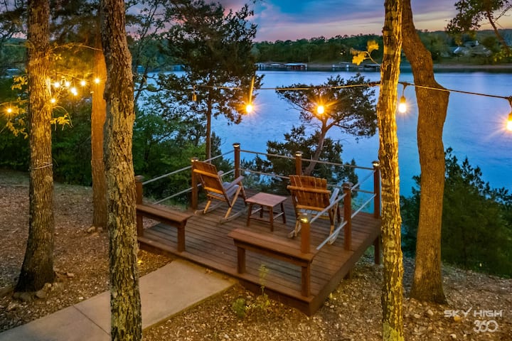 The Waters Edge Oasis At Table Rock Lake - Emerald Beach, MO