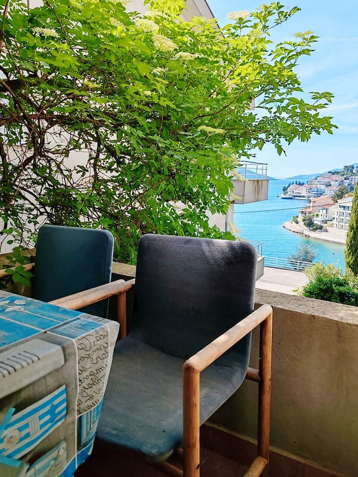 Apartments & Rooms Verse - Apartment With Partial - Neum