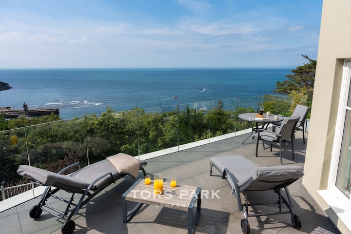 Panoramic Sea & Valley Views | Luxe 2bed | Terrace - Lynmouth