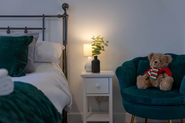 Kirkmoor Cottage - Cosy Home Central Clitheroe - Clitheroe