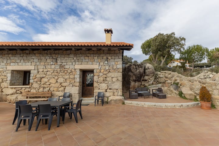 Casa De Piedra - Robledo de Chavela
