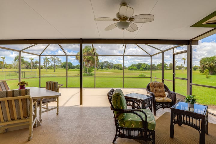 Sunny Port St Lucie Home: Lanai & Golf Course View - ポートセントルーシー, FL