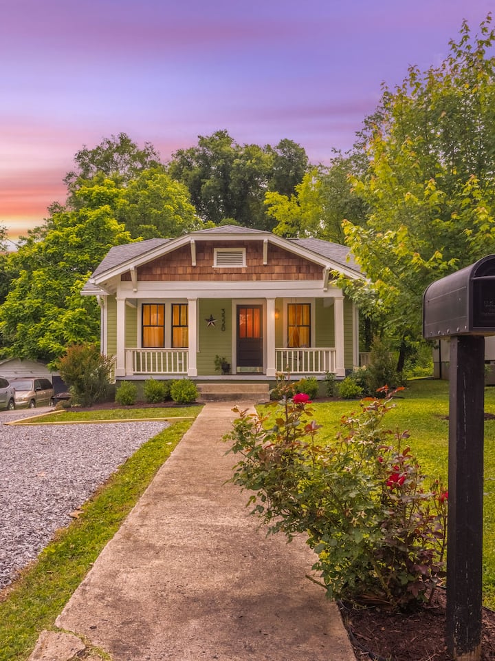 Knoxville-3 Bed And 2 Bath-sleeps 6 - Knoxville, TN