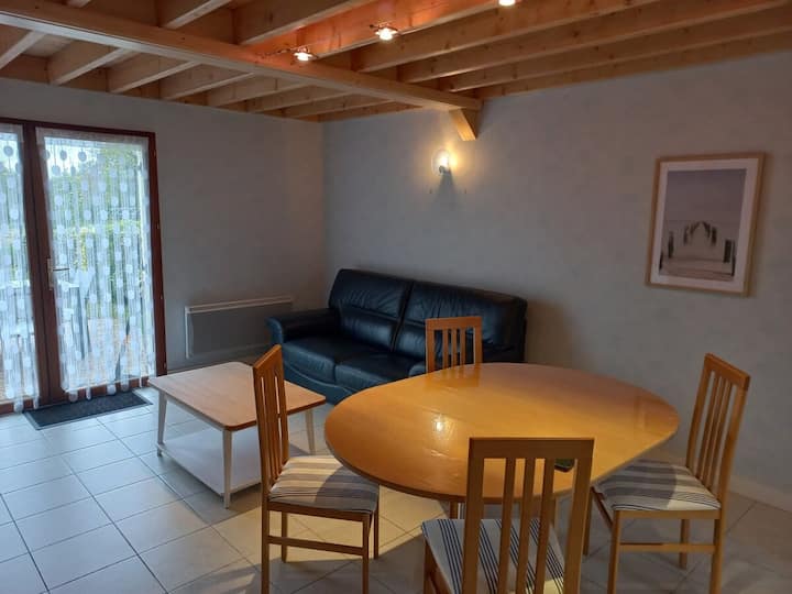 Maison 70 M² à 3 Kms De La Mer - Ambon