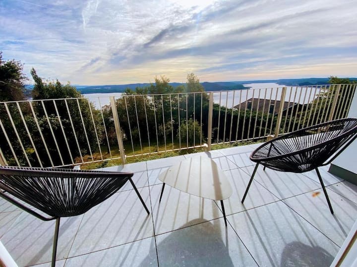 Einzigartiges Haus Mit Seeblick Auf Lago Maggiore - Lago Maggiore