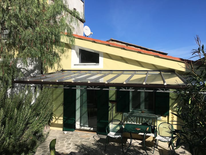 Modernes Casa Camillo Im Olivenhain - Santo Stefano al Mare