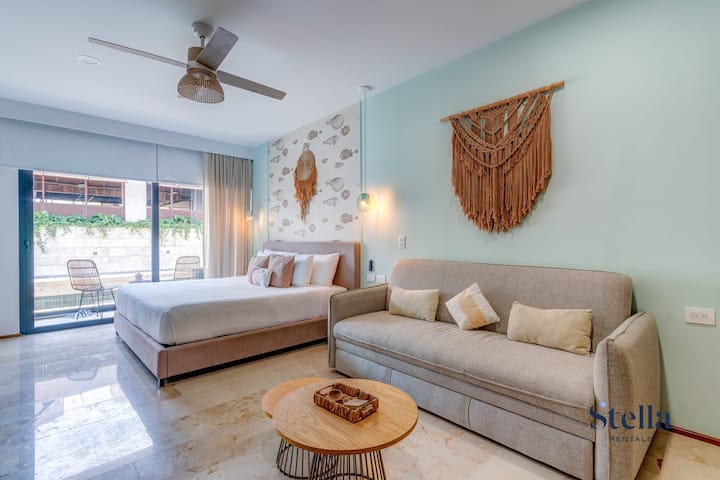 Beachy Chic Stay, Rooftop Pool Onsite, Near 5th Av - Playa del Carmen
