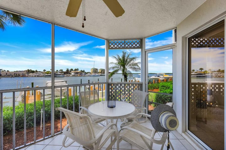 Rare Riverfront Condo | Pool, Spa, & Tennis Court - Marco Island, FL
