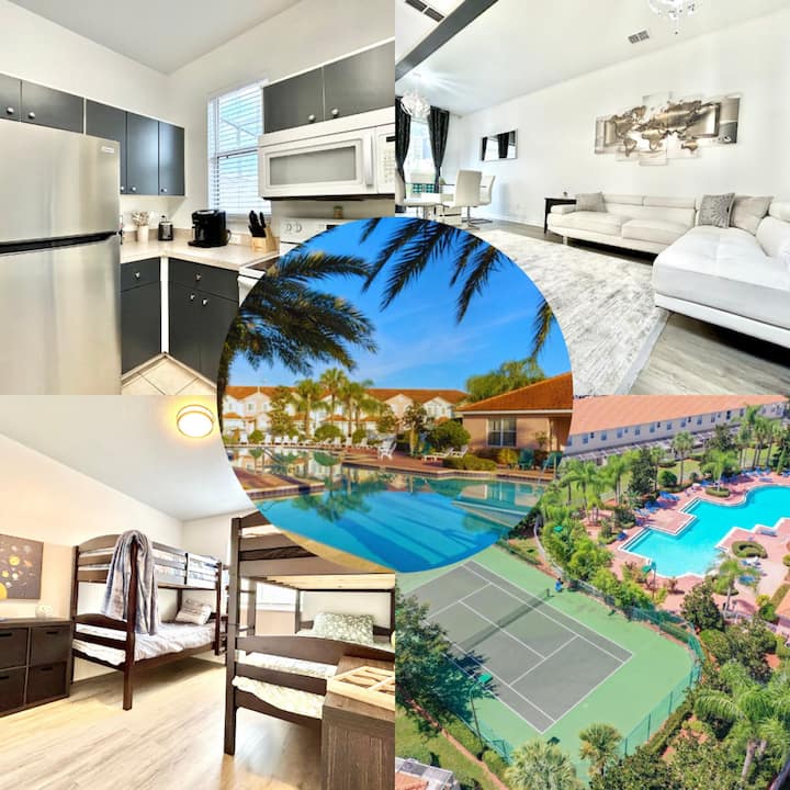 Kissimmee Area Resort-style Townhome Sleeps 11 - Kissimmee, FL