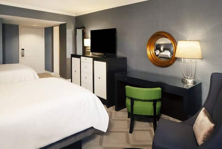 Dc Experience In Award-winning Hotel | 2 Units - Washington D. C., DC