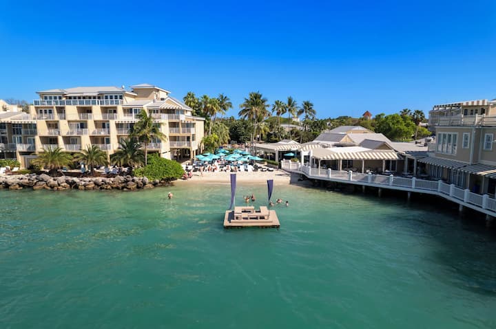 4 Island Chic Stays Steps From Vibrant Duval St. - Florida Keys