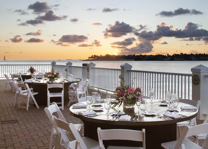 3 Oceanfront Two Queen, Pier House, Ocean Views - Key West, FL