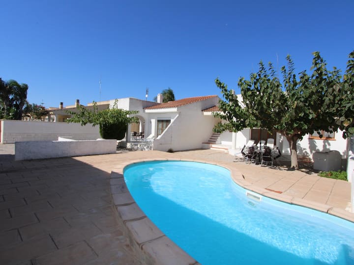 Maison Deltebre, 4 Pièces, 6 Pers. - Riumar