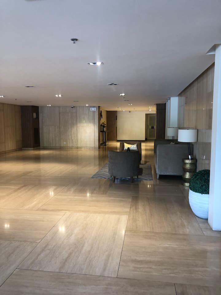 Executive Traveller Bachelor Unit - Iloilo City