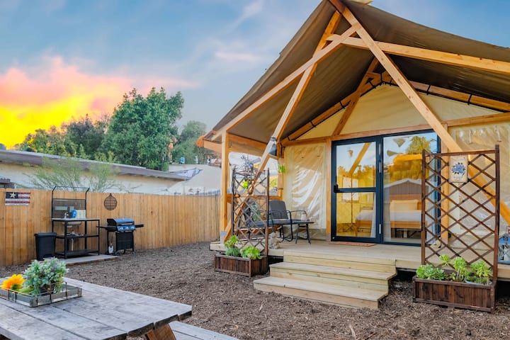 Cozy Retreat With Modern Amenities And Outdoor Fun - San Dimas, CA