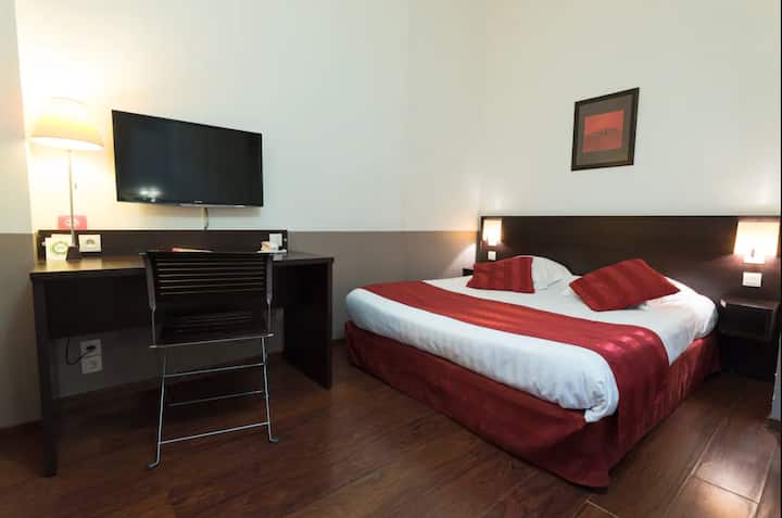 Double Studio In The Heart Of Part-dieu & Kitchen - Lyon