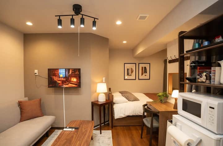 【マンスリー】19 平米 ワンルーム。地下鉄東新宿駅徒歩1分 - Tokyo