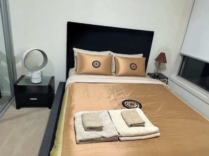 Modern 2br Apt | Free Parking |2 Min To Hospital - 펜리스