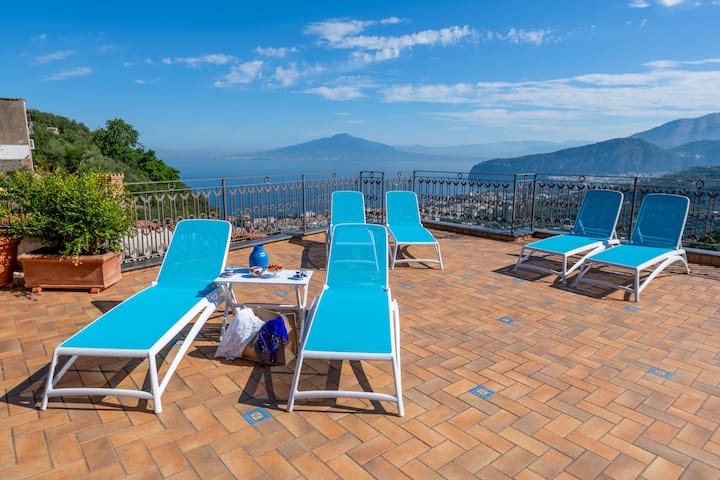 Villa Lucinda - House With Stunning Views - Sorrento
