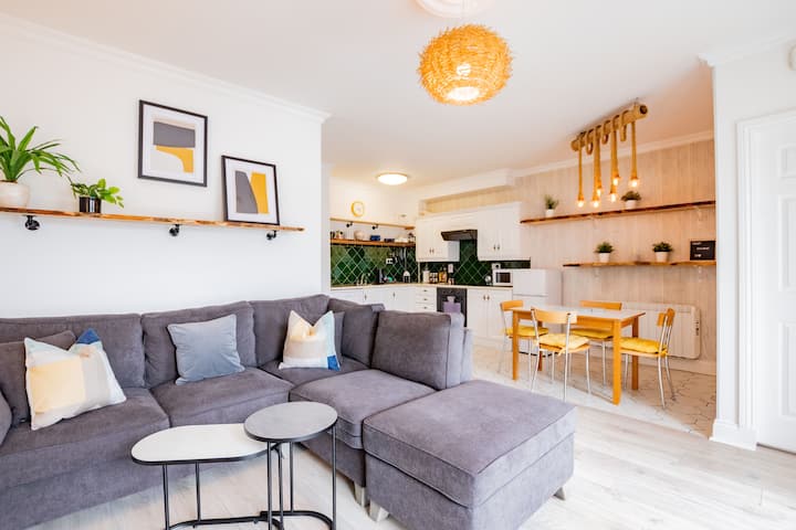 Gf - 2 Bed 2 Bath - Dockland Rest- Free Parking - Galway