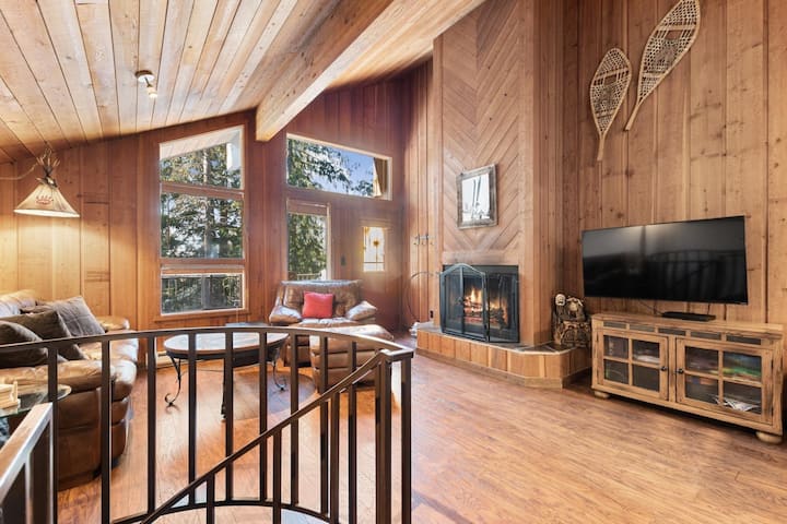 Grizzly Den - Charming Ptarmigan Unit! Sleeps 6! - Whitefish, MT