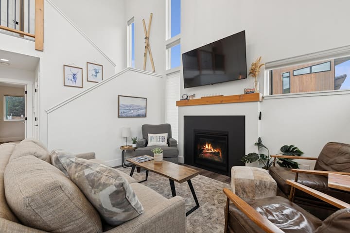 Quarry B10-stunning Quarry Unit! Amenity Access! - Whitefish